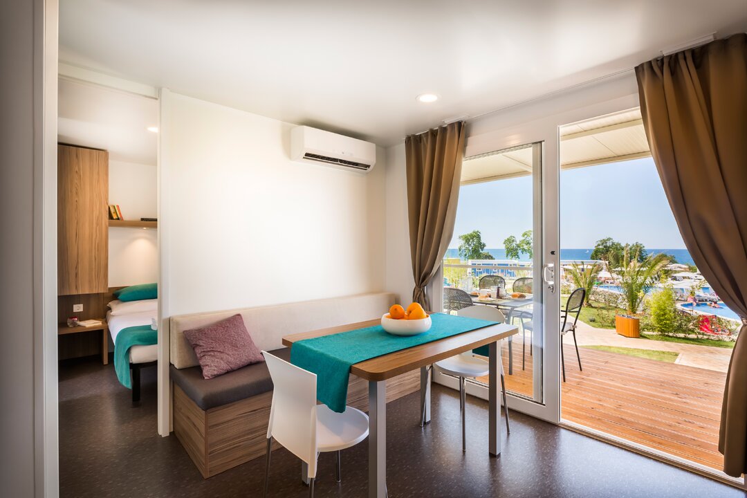 Novigrad: 4* mobilhome pro 6 osob, pláž a 9 bazénů | Slevomat.cz