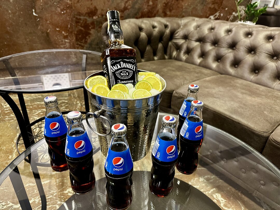 Míchaný drink pro 1 i 2 osoby či maxi drink pro partu | Slevomat.cz