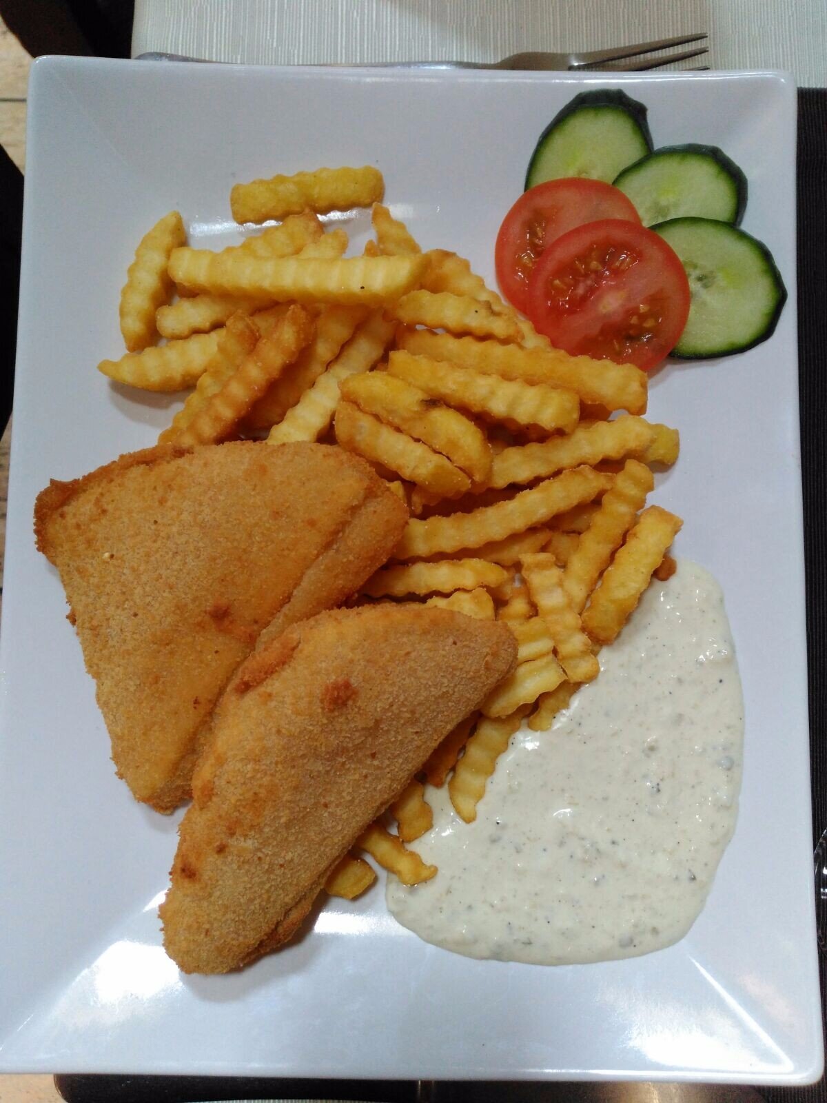 Smažák a hranolky v restauraci Harmonie | Slevomat.cz