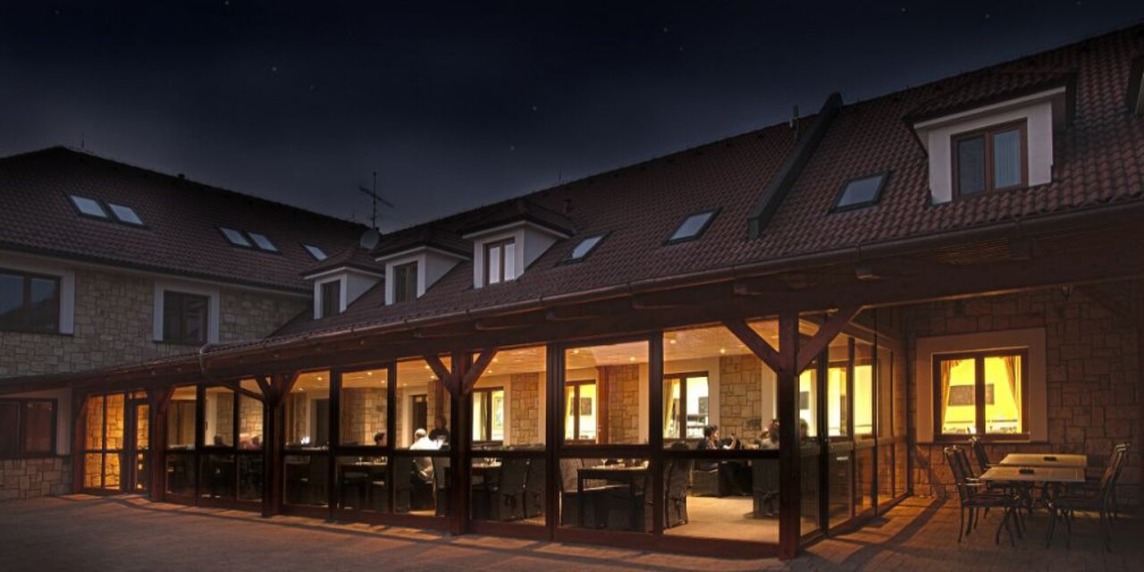 Wellness pobyt na Rakovnicku: polopenze a až 16 procedur | Slevomat.cz