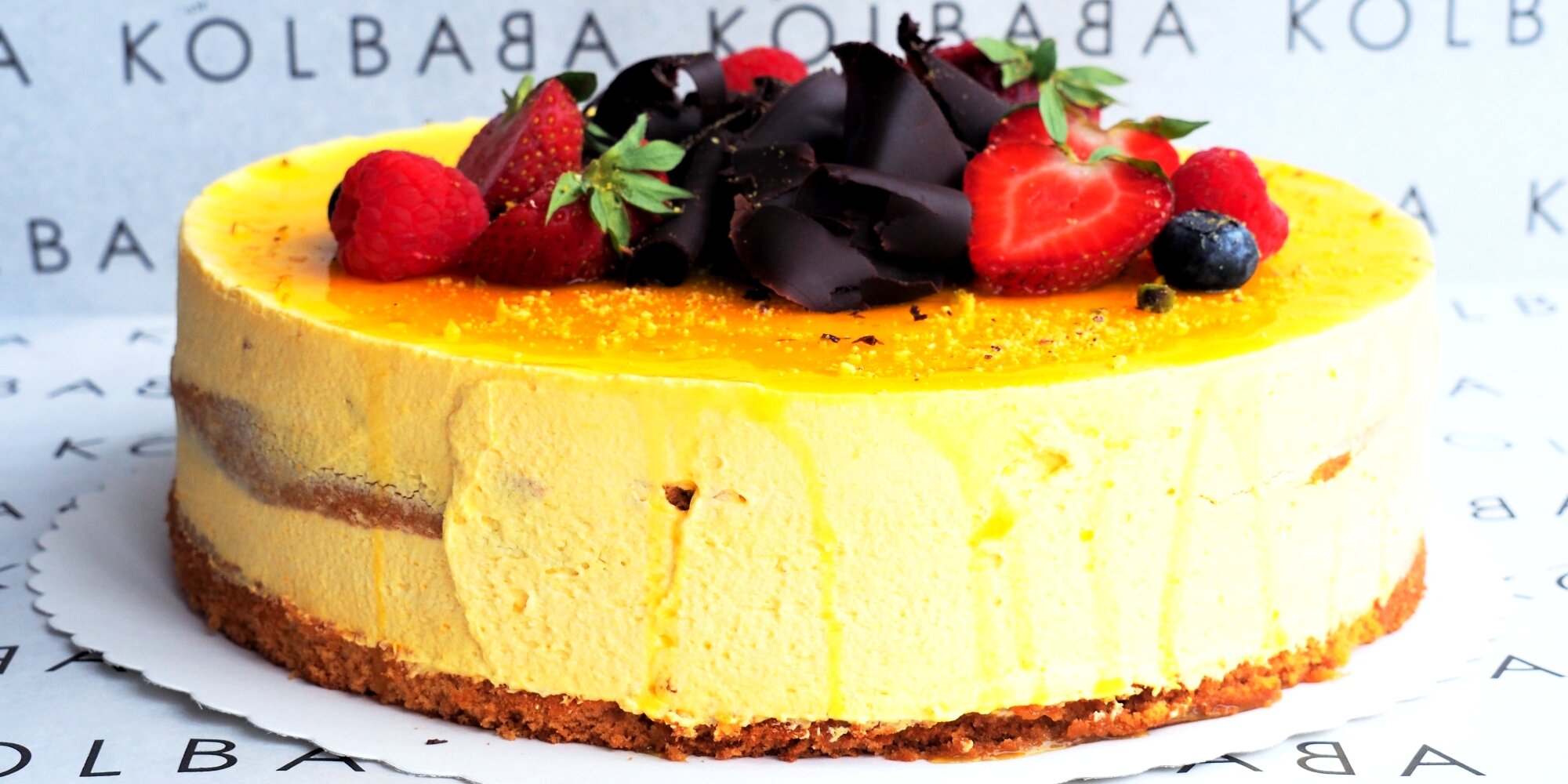 Kinder Bueno či mangový dort: 1,8 kg, 12–14 porcí | Slevomat.cz