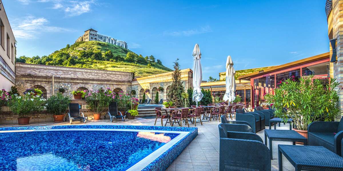 Novigrad: 4* mobilhome pro 6 osob, pláž a 9 bazénů | Slevomat.cz