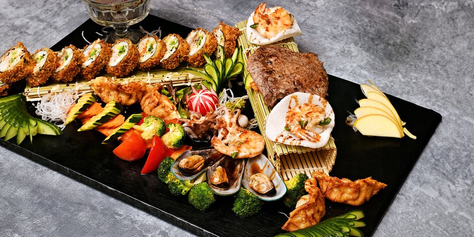 Steaky, krevety i tempura sushi vč. prosecca pro dva | Slevomat.cz